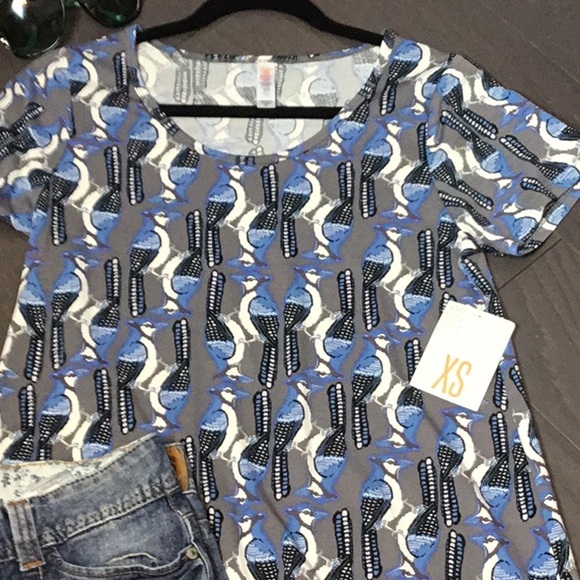 LuLaRoe | Tops | Lularoe Classic | Poshmark